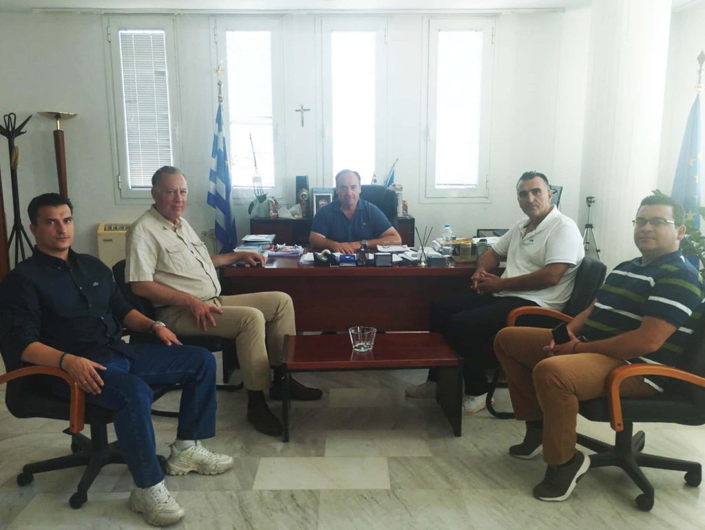 Επίσκεψη αντιπροσωπείας της Π.Ε.Δ. Ηπείρου στον Δήμο Ζηρού και παράδοση ...
